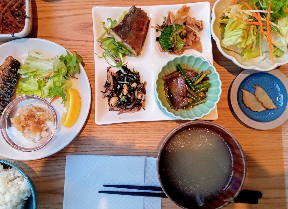 柴田屋酒店 喜多見ビール醸造所 | SAKE-YA KITAMI - 芳しき危険な黄金色