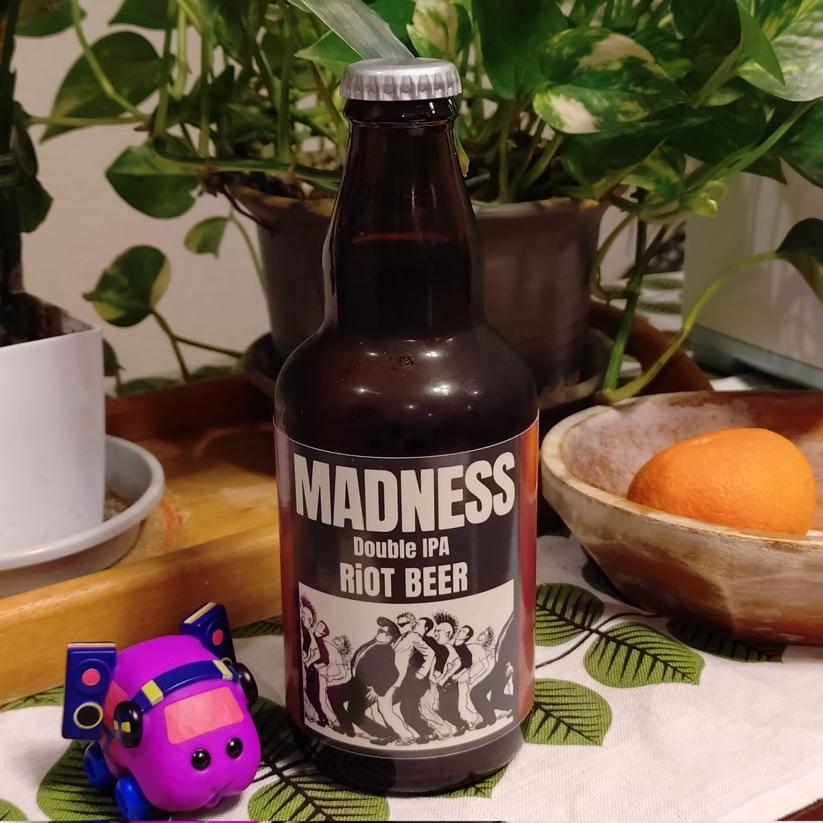 Riot Beer - Madness - 芳しき危険な黄金色