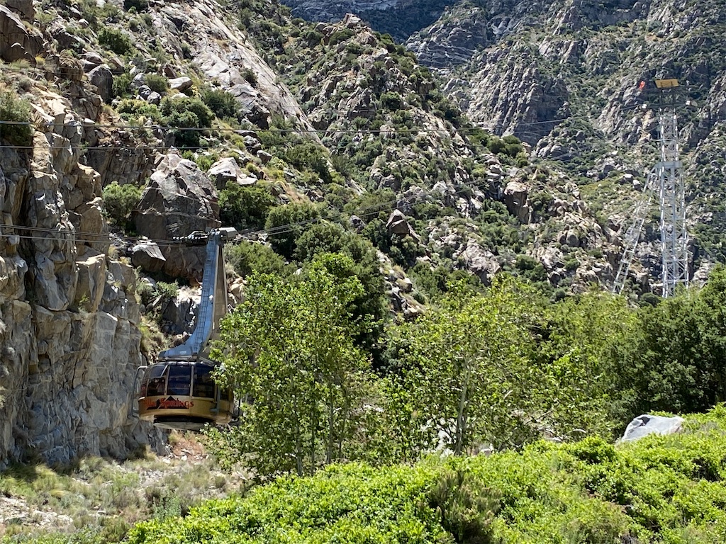 パームスプリングスのロープウェイ、Tramwayで絶景満喫♡ - ケイのカリフォルニア生活♥︎