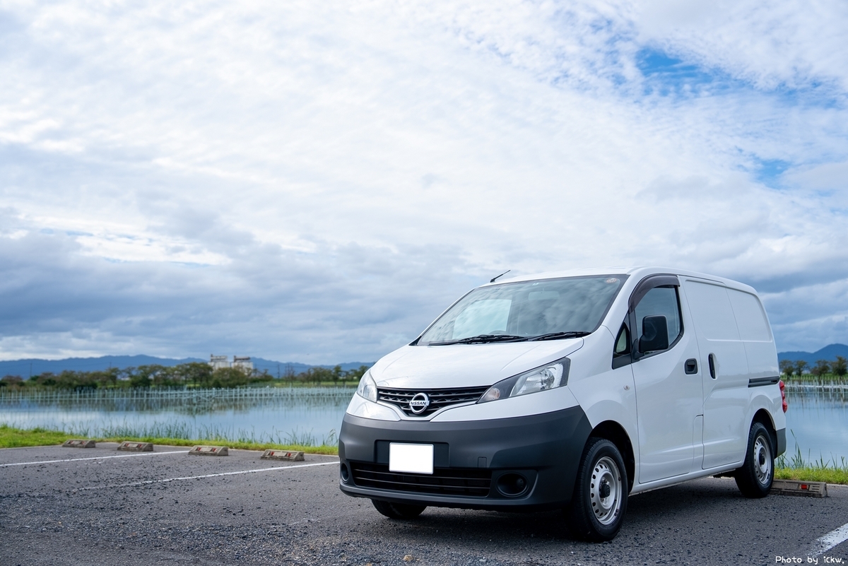 【NV200】荷室を車中泊仕様化した4ナンバー車両の車検と税金とついでに燃費について【商用バン】 - FTR