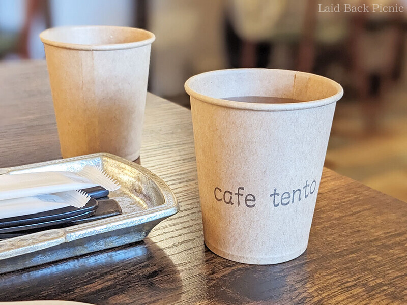 完全予約制！千葉で人気の個性的なパフェの店『大人の桃メルバ』 / cafe tento（カフェ テント） @新検見川（千葉） - Laid ...