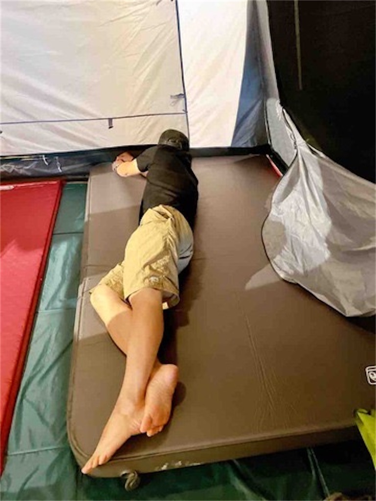 【レビュー】違いは？タフスクリーン2ルームエアーを実際に見て触れてきた感想を紹介 - ERABIKATA