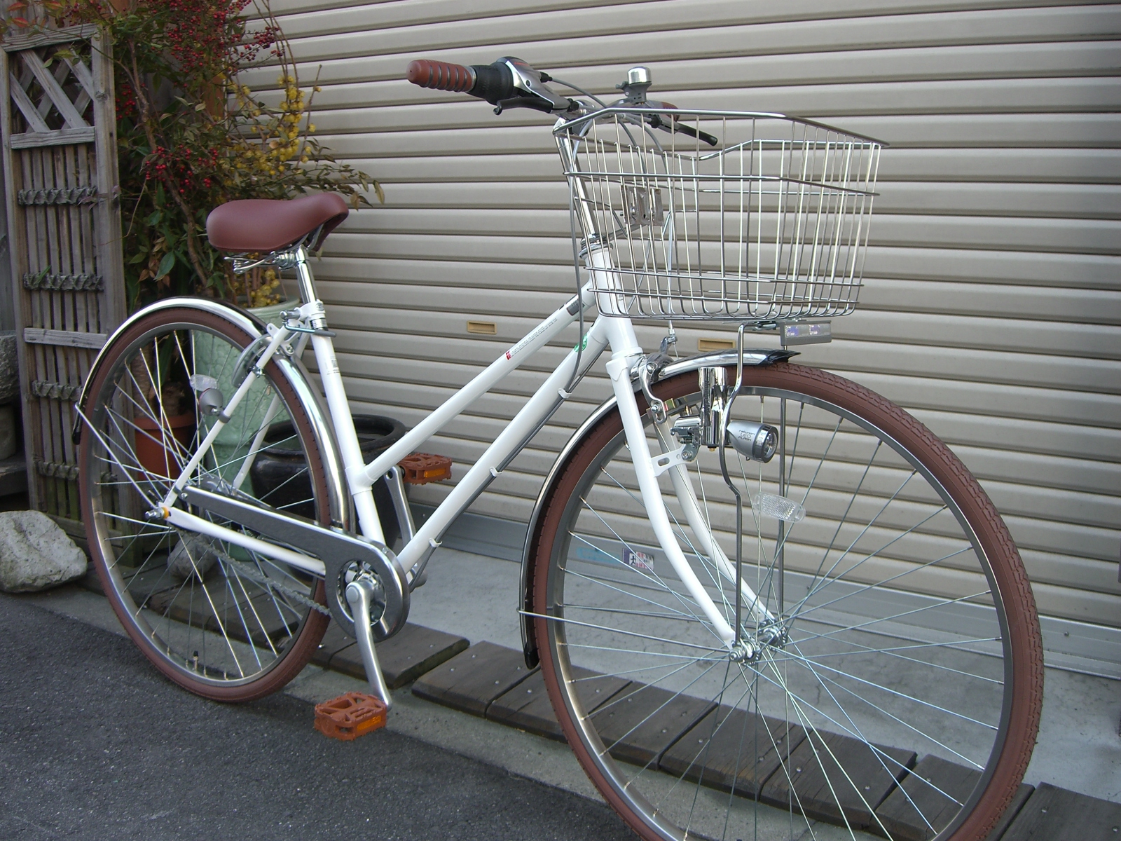 個別「[RB27-8S][杉村商店][おしゃれ自転車][ホワイト系]」の写真、画像 - MITSURU YAMAGUCHIの写真