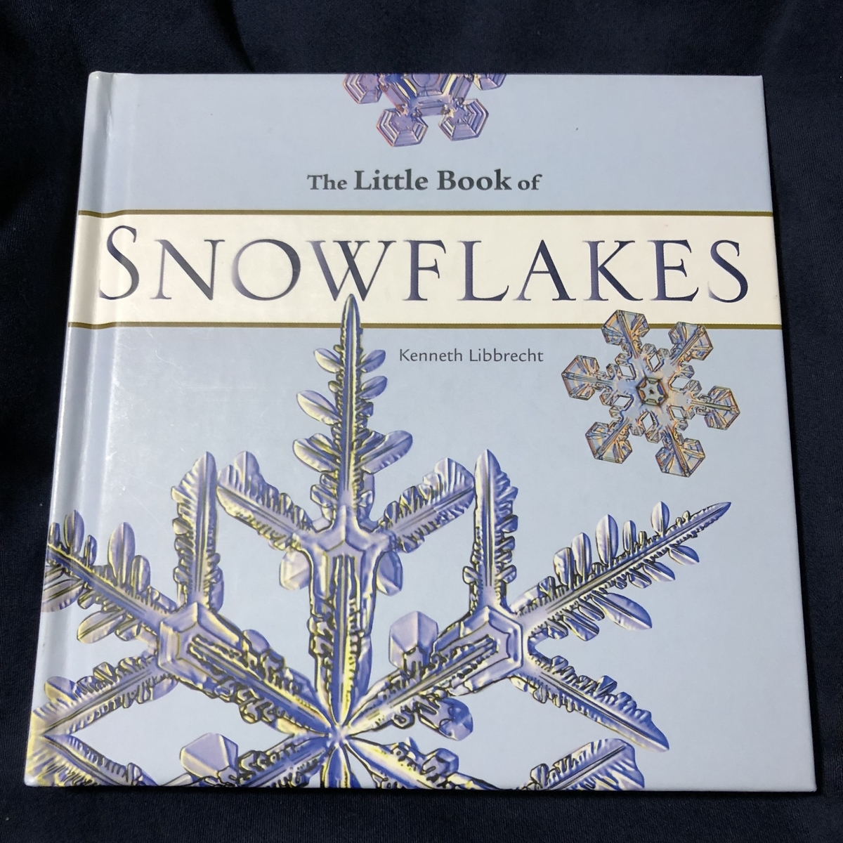 29. The Little Book of SNOW FLAKES - 英語の絵本📚洋書絵本📚 絵本のリスト