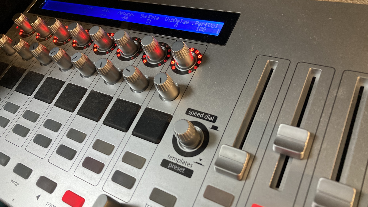 M4L MIDI Device: Polaris Controllerリリース——機械を「ものにする」こと - Rotted One Note