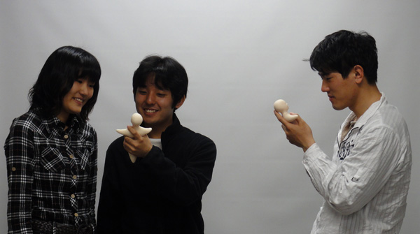 人工知能(AI)とヒトのインターフェースとしての（アンドロイド）ロボット - Ambivalent Wanderer