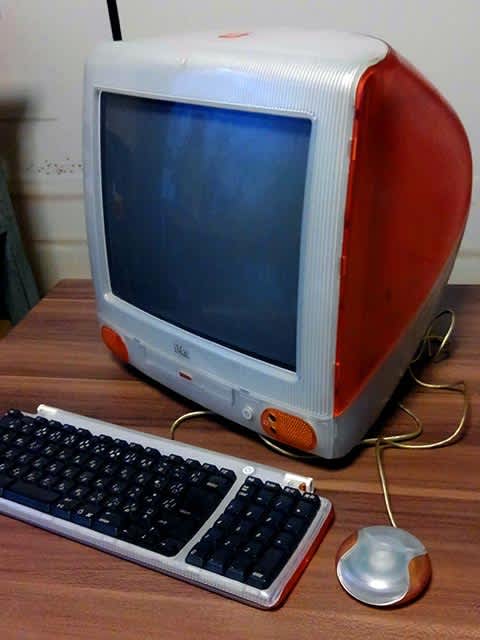 Another "Apple iMac G3 M4984JA Tangerine" !!!?? - もちゃもちゃ堂気紛れ本舗