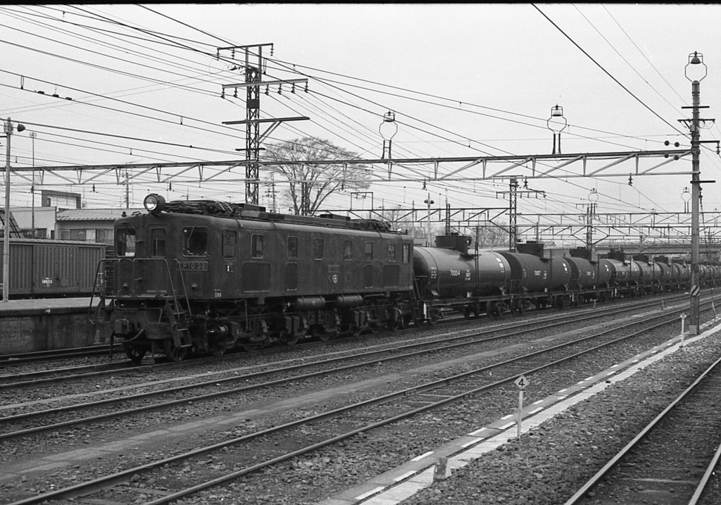 EF10 39 - モーガル（Mogul）工場日誌