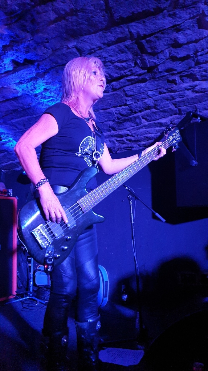 Girlschoolのライブ 2月7日 - NaomiEdinburgh’s blog