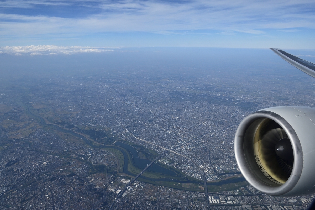 ANA トクたびマイルで乗る 羽田空港ー福岡空港(NH259) B777-200(772) 【搭乗記】 - Niiの飛行機撮影日記