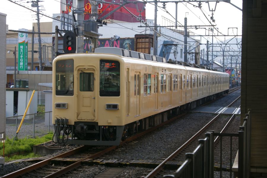 81111Fの車番プレート - (元)野田線担当のガラクタ置場