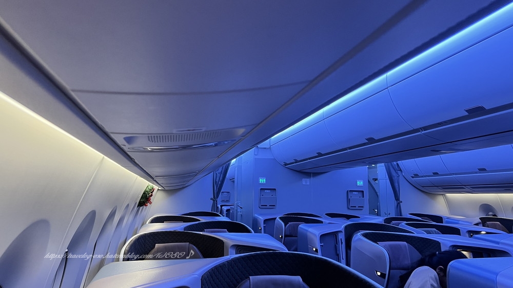 SQ438 SIN-MLE(ビジネスクラス)【2022-2023年末年始 モルディブ】 - OSO♪’s TRAVELOG