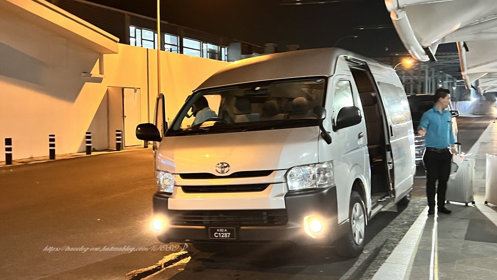 SQ438 SIN-MLE(ビジネスクラス)【2022-2023年末年始 モルディブ】 - OSO♪’s TRAVELOG