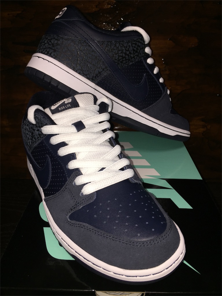 NIKE SB DUNK LOW TRD QS "TOKYO DUNK" - OVER300km
