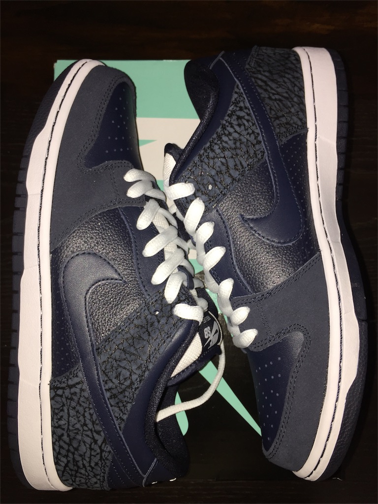 NIKE SB DUNK LOW TRD QS "TOKYO DUNK" - OVER300km