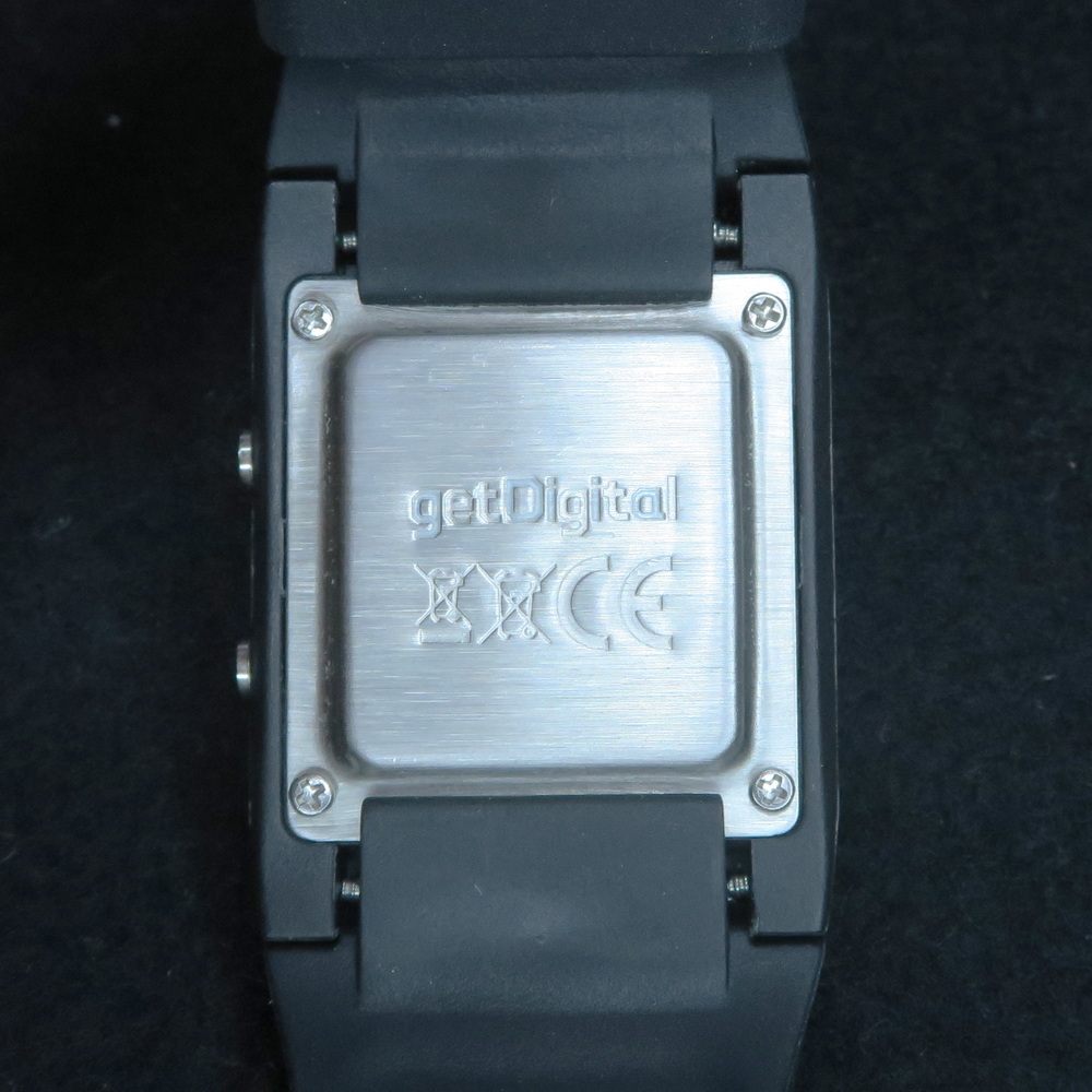 getDigital バイナリ腕時計 - OptoEleMechの日記