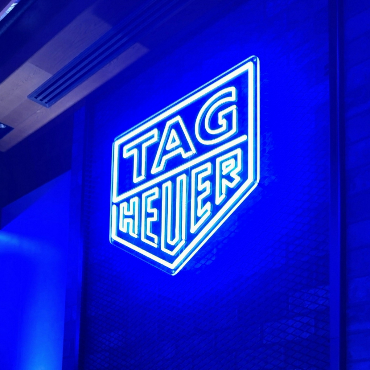 TAG HEUER CARRERA CAFE - OptoEleMechの日記