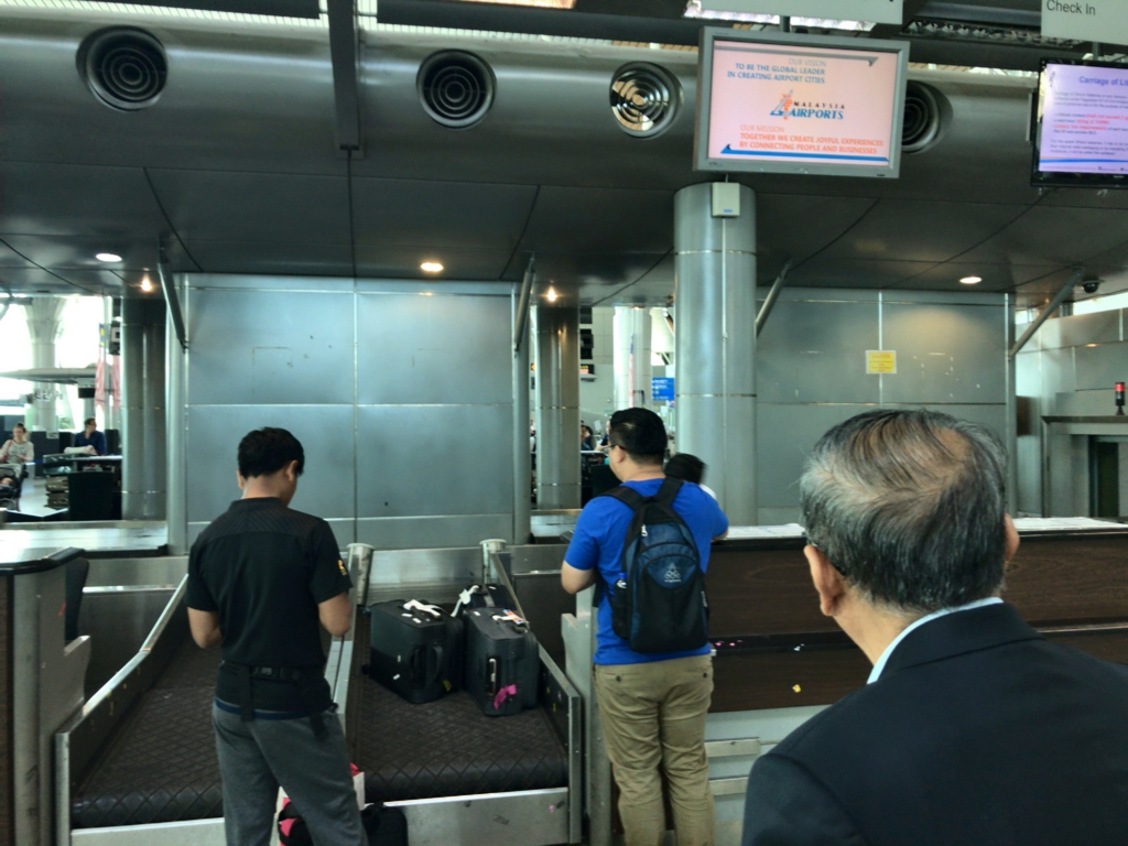 5日目：マレーシア航空 MH2613 コタキナバル〜クアラルンプール エコノミー - Out of Office サラリーマン週末旅行記録