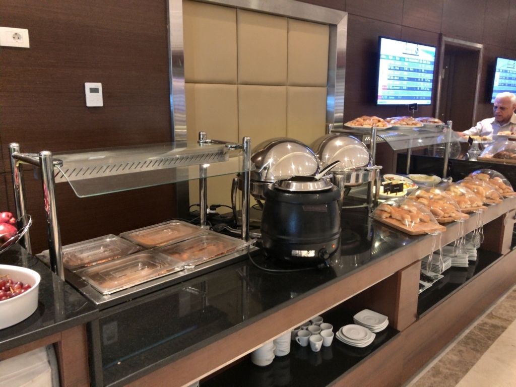 9日目：エミレーツ航空 EK924 カイロ〜ドバイ(DXB) ビジネス - Out of Office サラリーマン週末旅行記録