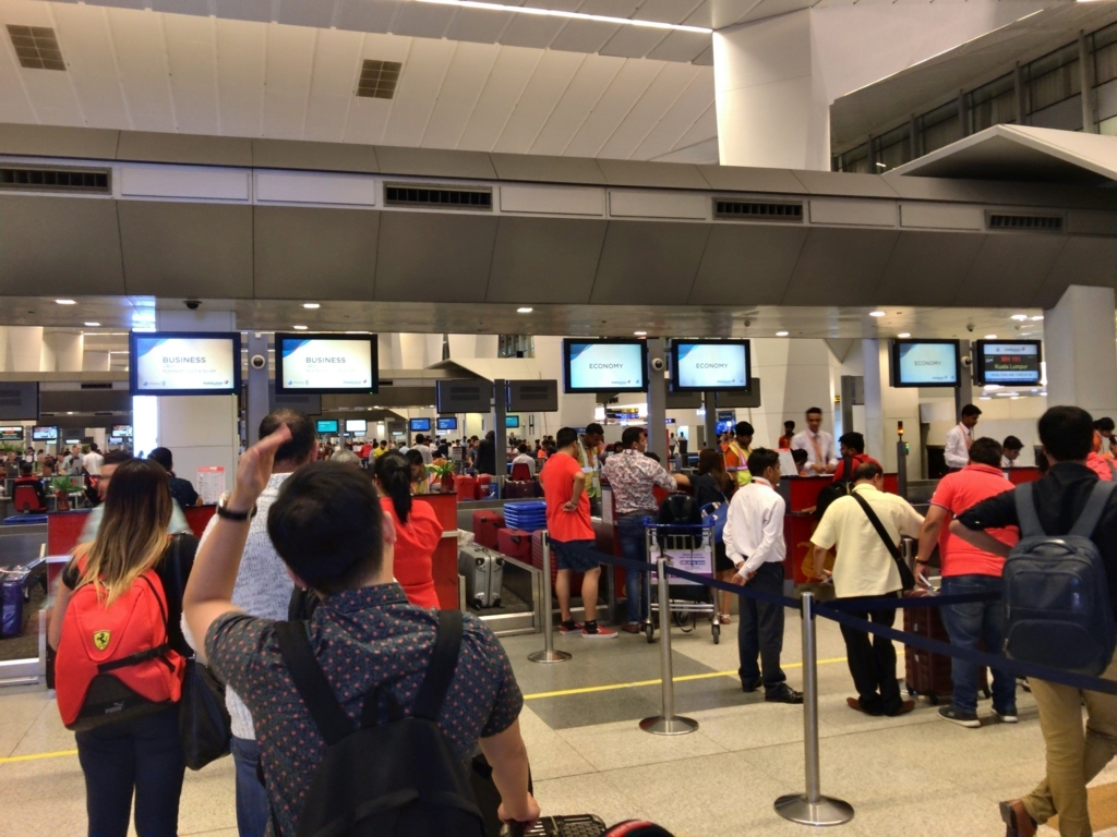 4日目：マレーシア航空 MH191 デリー〜クアラルンプール ビジネス - Out of Office サラリーマン週末旅行記録