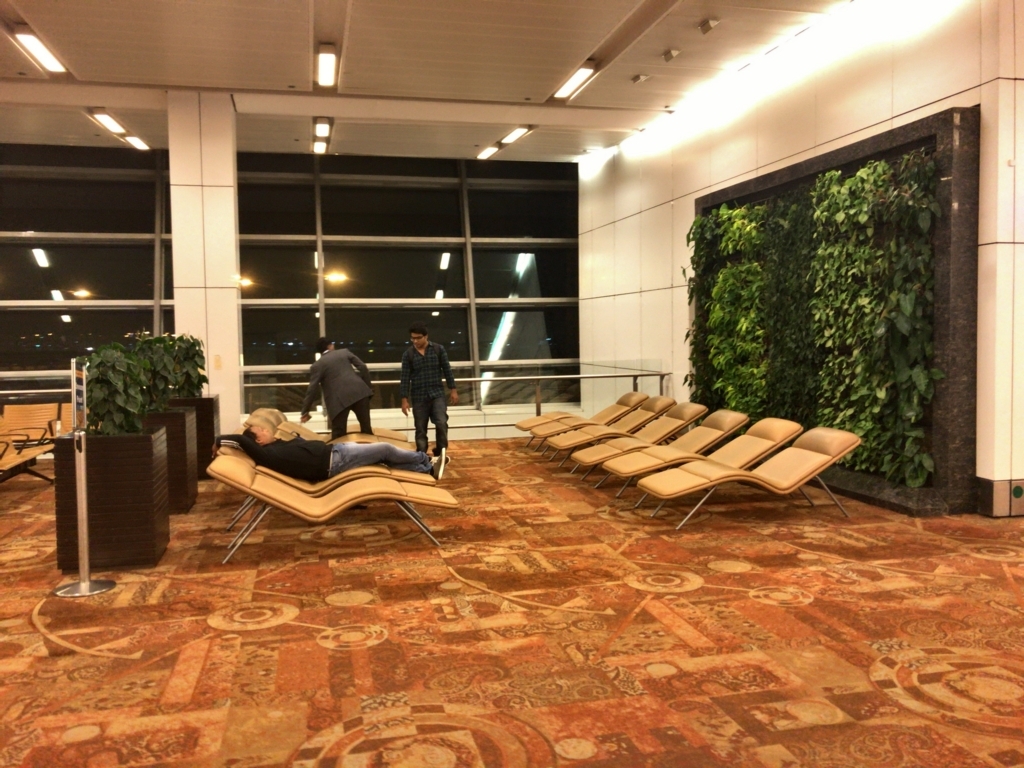 4日目：マレーシア航空 MH191 デリー〜クアラルンプール ビジネス - Out of Office サラリーマン週末旅行記録