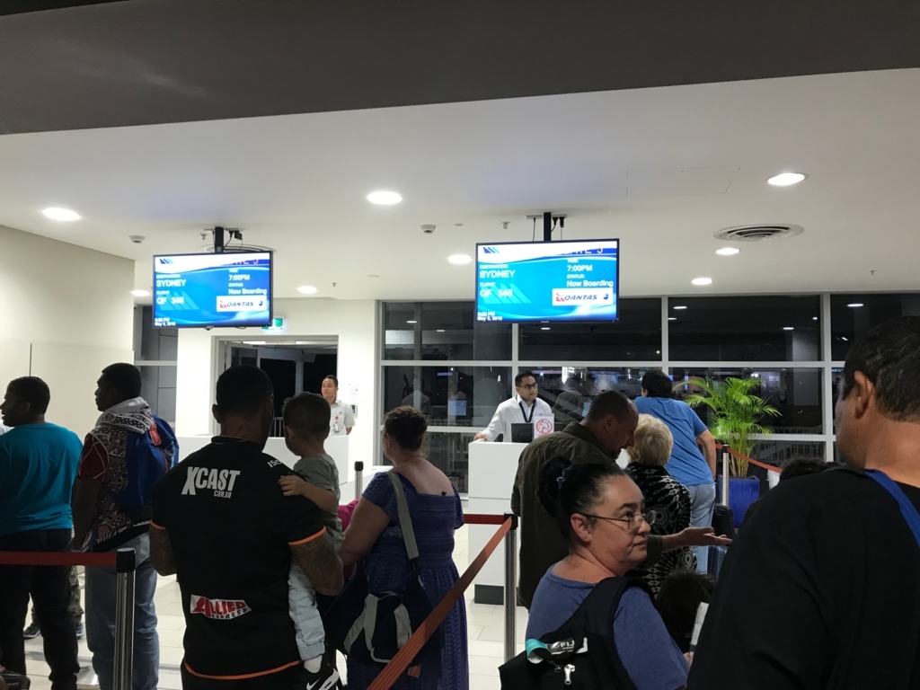 9日目：フィジーエアウェイズ FJ915 ナンディ〜シドニー ビジネス - Out of Office サラリーマン週末旅行記録