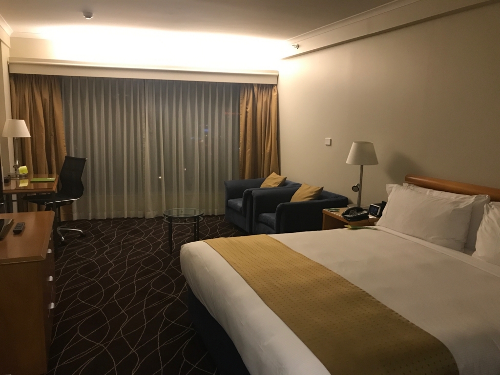 9日目：フィジーエアウェイズ FJ915 ナンディ〜シドニー ビジネス - Out of Office サラリーマン週末旅行記録