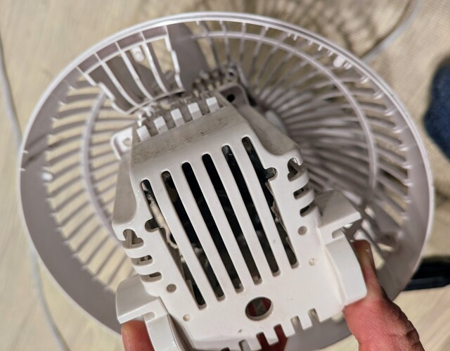 【画像満載】5年使ったサーキュレーターを分解掃除｜アイリスオーヤマ - Perokiの気ままライフ