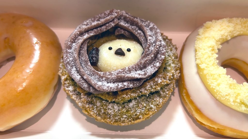 北海道限定!クリスピークリームドーナツの「シマエナガ 抹茶&あずき」と「ホワイトチーズケーキ」の巻 Digital Coffee-デジタルコーヒー