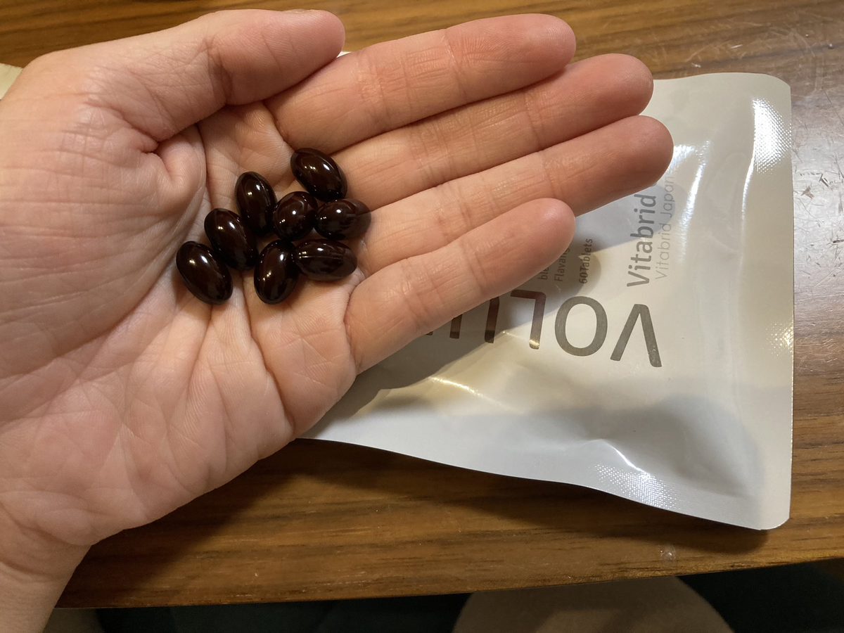 薄毛、脱毛、髪の毛の悩みに育毛サプリメント！「volumore」のご紹介とお試し結果をレビューします！ - Q太郎とシュゾー2匹の仲良しだいありー