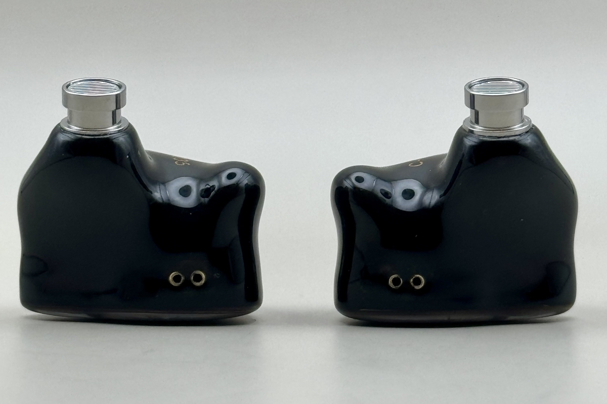 Kiwi Ears KE4 - ラルフ・ヒンクリーのポタオデ備忘録