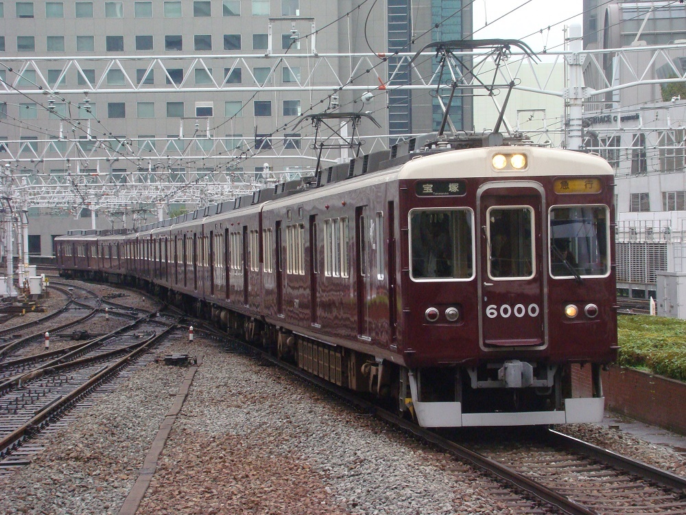 【能勢電鉄】6000系(6002F)が正雀へ回送 - 新つなぐ★ひろがる★ときめく ”鉄道・バスブログ”