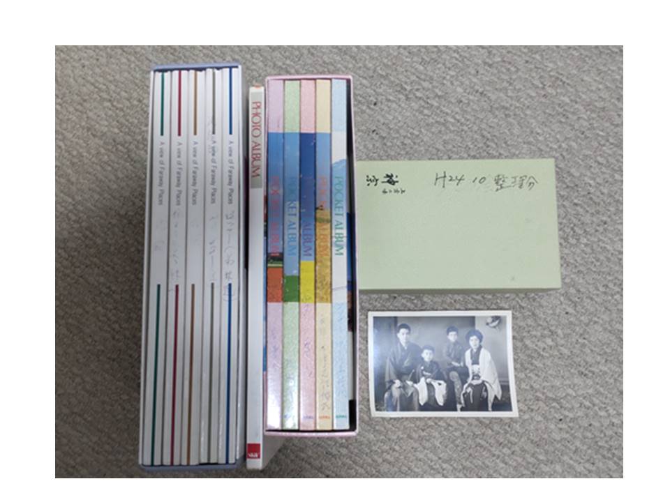 介護25：グループホームに持っていく春夏衣類と写真についてーーー凄まじい量の中から！ - Royue