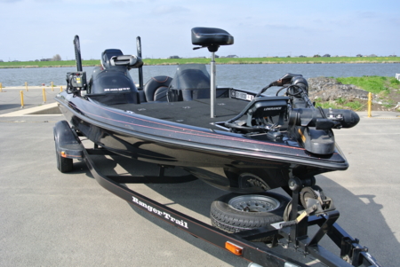 RANGER R83 納艇〜♪ - SEEMO BOAT SERVICE