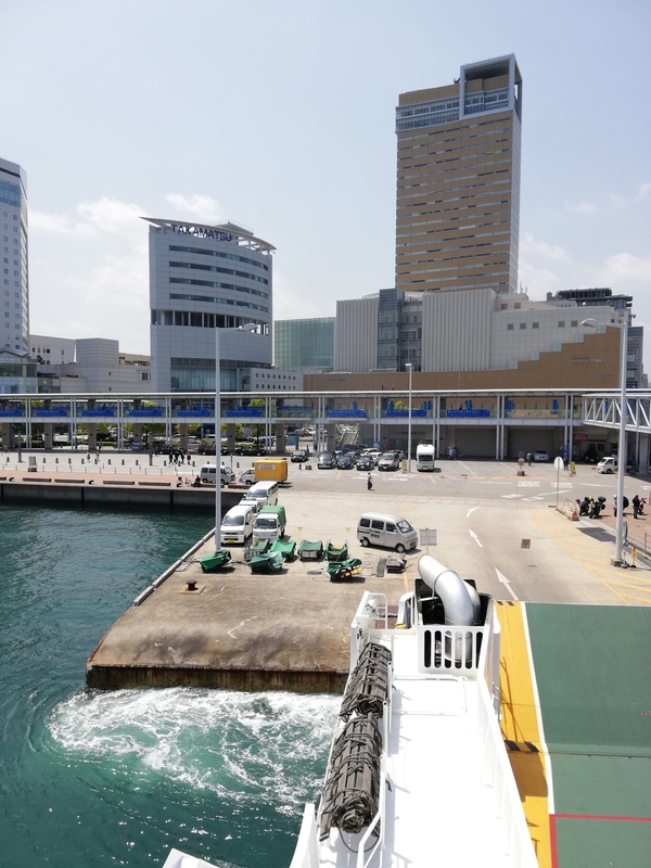 【旅行】Sabosanの四国一周漫遊記 その3（香川編）／青い海と緑に囲まれたリゾートアイランドをめぐる - 企業法務担当者のビジネスキャリア術