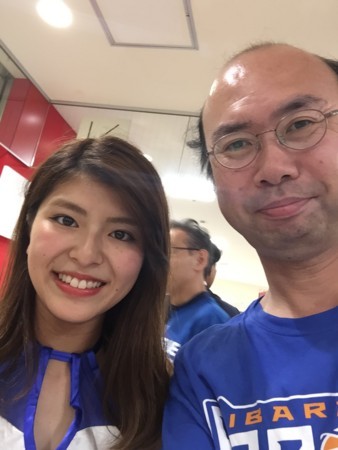 BOOT UP! ROBOTS!! - Daily Life of Adopted Scouser