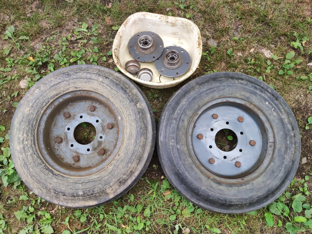 シバウラトラクタ SD1400 修理続き パンク補修 ファンベルト交換 他 まとめ - Shioika Blog