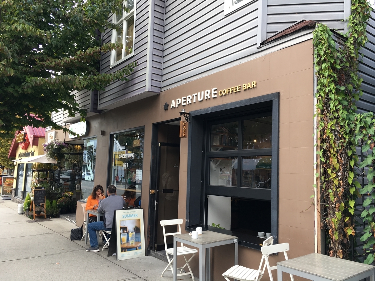 カナダのオススメのカフェ CAFE-HOP(Aperture Coffee Bar) - Sho旅ブログ