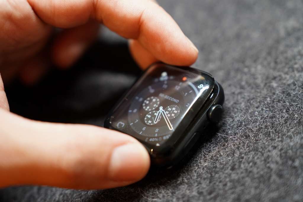【Apple Watch】一緒に買いたい！おすすめの周辺機器・アクセサリー特集。バンド・ケースでのカスタムが楽しい！充電器にモバイルバッテリー ...