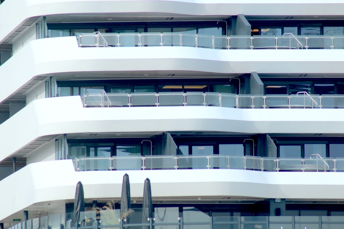 [Superyachtって?!]ルミナラ大阪初入港と日本周遊クルーズ!!@The Ritz-Carlton Yacht Collection ...