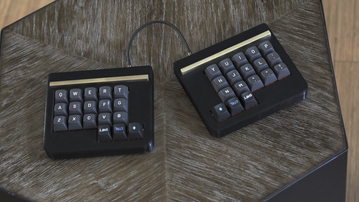 Levinson case with Miryoku layout support（自作キーボード） - TALPKEYBOARD BLOG