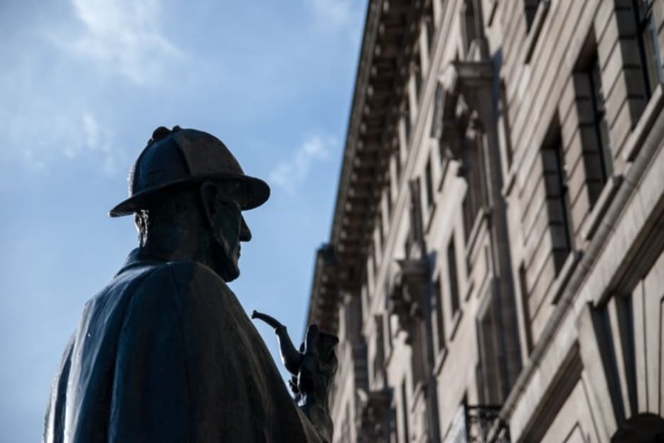 What is Jeremy Breed's message to therapists [Famous for Sherlock ...