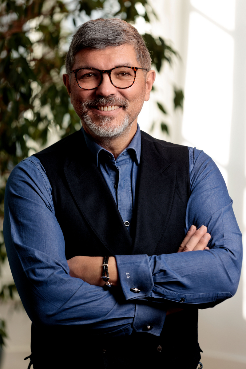 Cherigan Parfums d'Artisan, Paris, 1929 | Luc Gabriel Interview - La ...