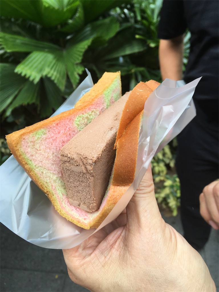 シンガポールの激安アイスクリーム Uncle Chiengの屋台 - としぼうのエンジョイ・ライフ ゴルフ・グルメ・旅行