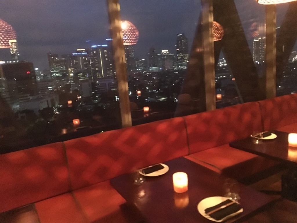 Akira Back Jakartaで創作日本料理を食す。オーナーは韓国系米国人。 ローカルとの食事にお勧めします。 - としぼうのエンジョイ ...