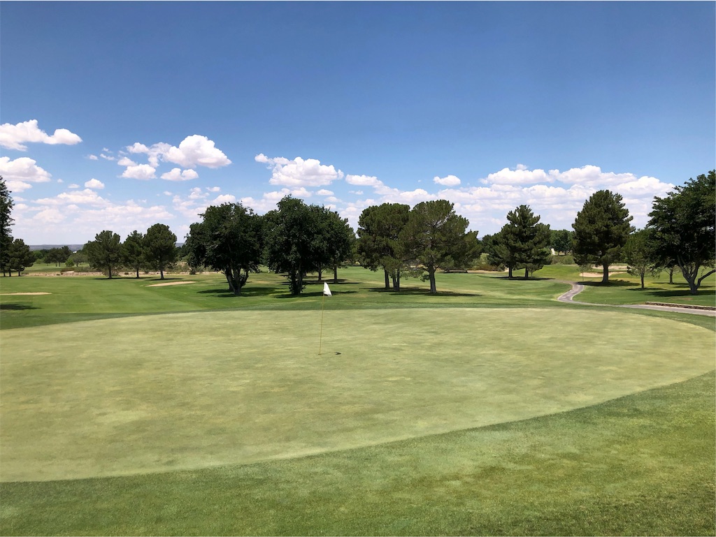 ニューメキシコ州のゴルフ場 New Mexico State University Golf Course に行ってきた。 コンディションが ...