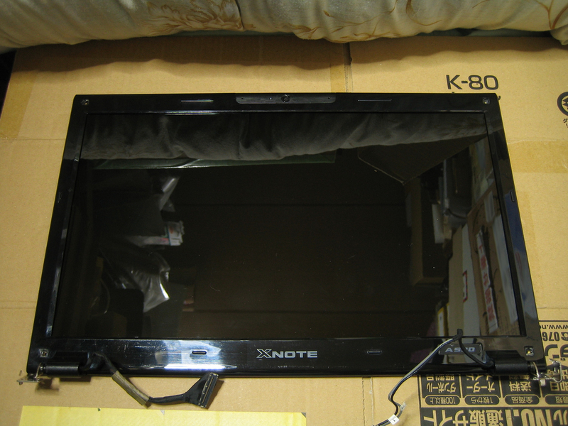 「LG・XNOTE A530」 分解清掃 Part.2：液晶パネル（上半身） - UAP14475 のブログⅢ