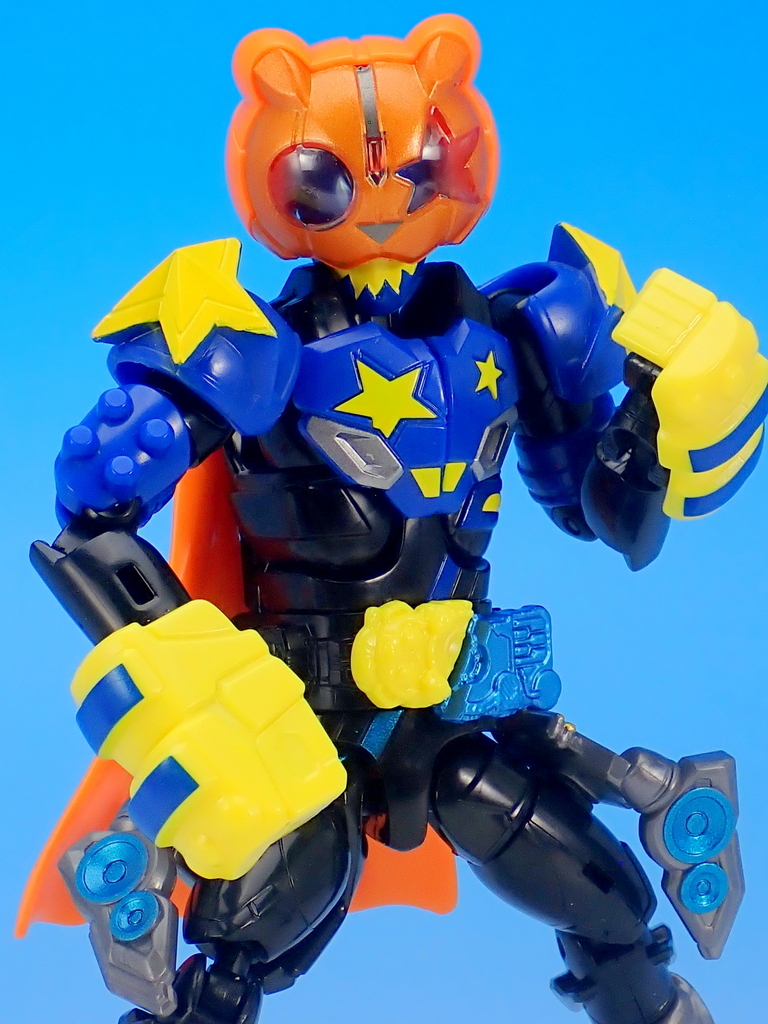 仮面ライダーギーツ リボルブチェンジフィギュア PB02 仮面ライダーナーゴ＆仮面ライダーパンクジャック パーツセット で遊ぶ - YOの玩具箱