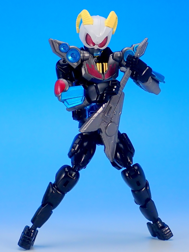 仮面ライダーギーツ リボルブチェンジフィギュア PB02 仮面ライダーナーゴ＆仮面ライダーパンクジャック パーツセット で遊ぶ - YOの玩具箱