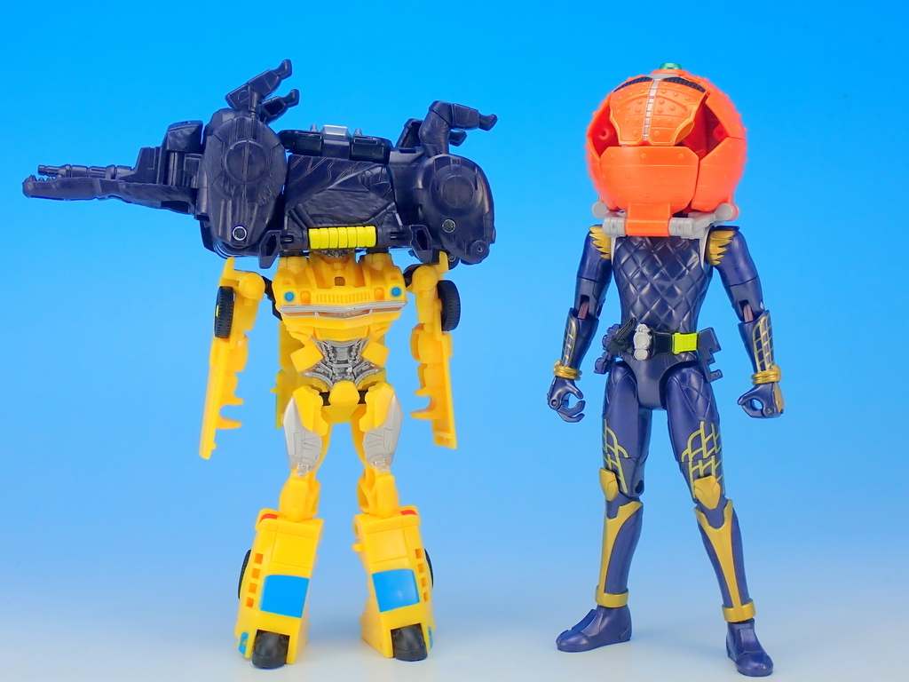 ビースト覚醒 BCAS-01 覚醒チェンジアーマーセット バンブルビ―＆スナールセイバー で遊ぶ - YOの玩具箱